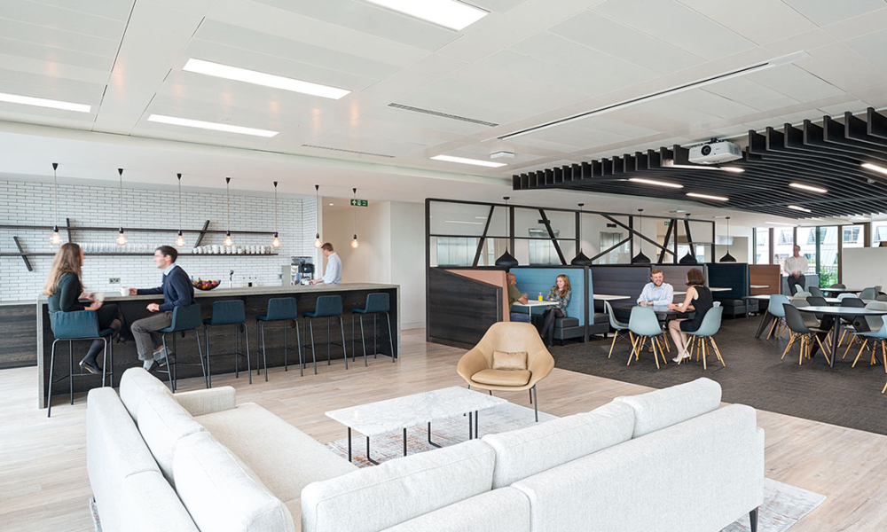 Financial and Fintech Office Design - Officelovin