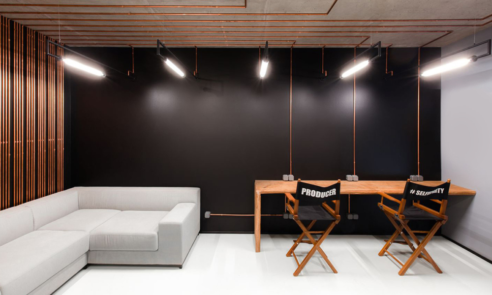 Film Companies Office Design - Officelovin’