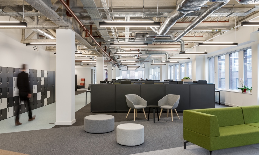 Travel Agency Interiors and Offices - Officelovin'