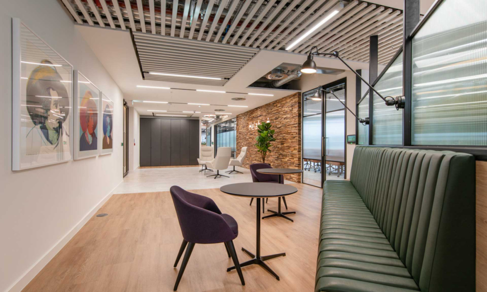 Financial and Fintech Office Design - Officelovin